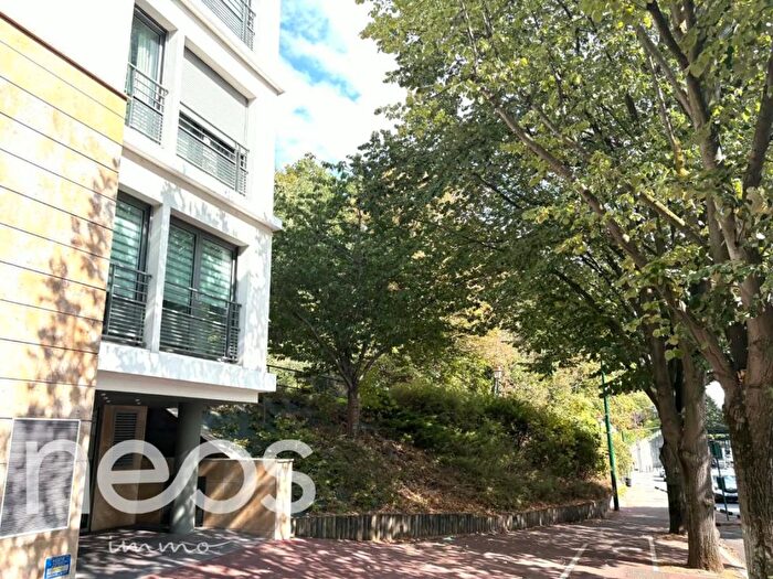 Saint-Maurice, Ecluse : Appartement 3 pièces à vendre