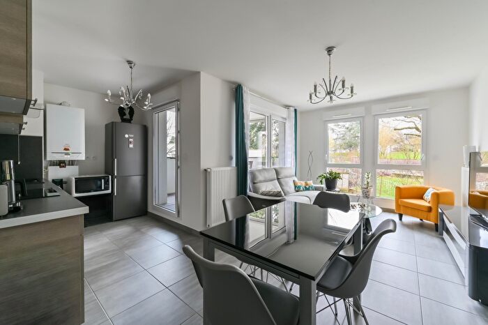 Appartement à vendre - Marcy-létoile - 3 pièces - 2 chambres