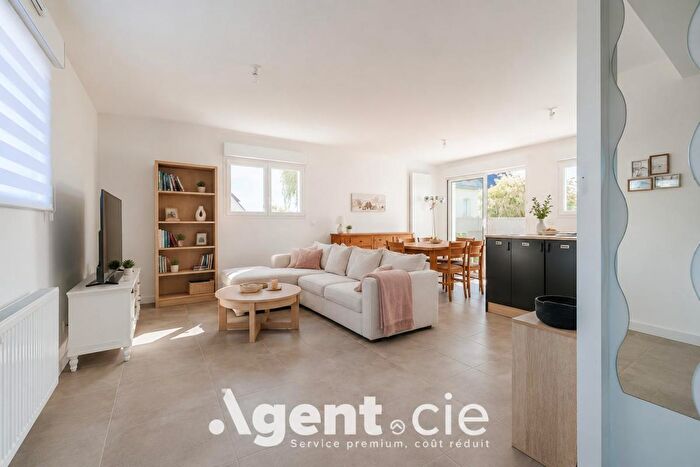 Maison 5 pièces à vendre - Fontenay-le-Pesnel