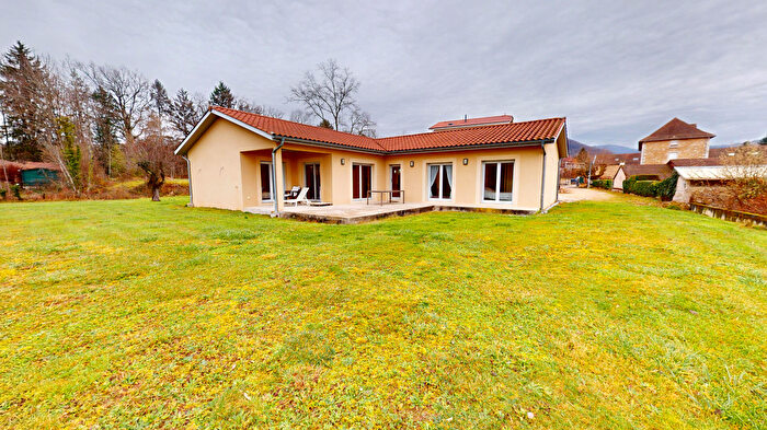 Maison à vendre - Jujurieux - 5 pièces - 3 chambres