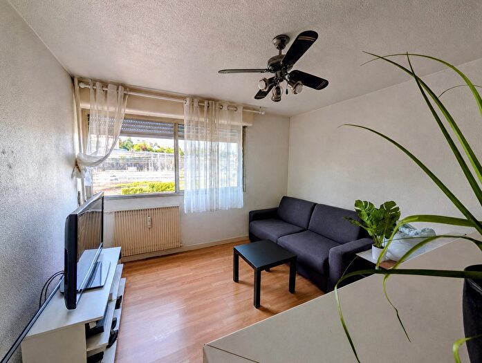 Dijon, Chartreuse : Appartement 1 pièce à vendre