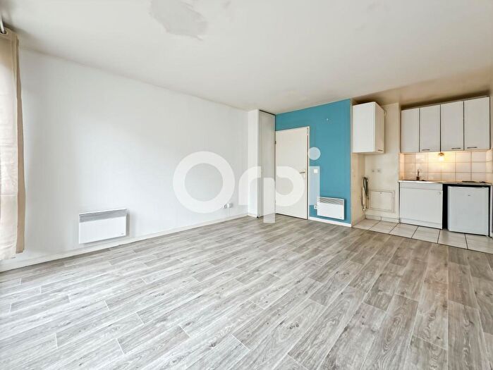 Appartement à vendre - Mantes-la-Jolie, Centre-ville - 1 pièce