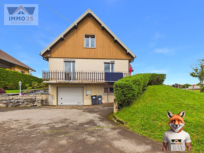 Levier : Maison 7 pièces à vendre