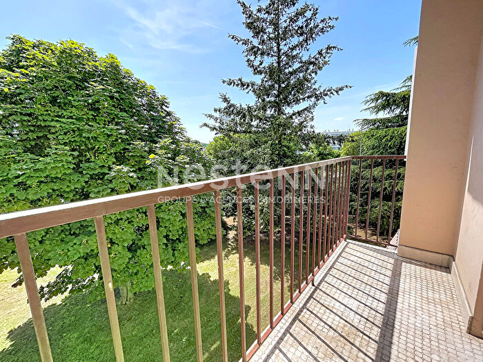 Appartement 4 pièces à vendre - Les Clayes-sous-Bois, Nord
