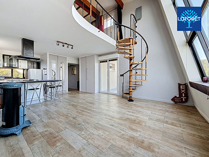 Appartement 2 pièces à Noisy-le-Grand, Centre-ville, à vendre