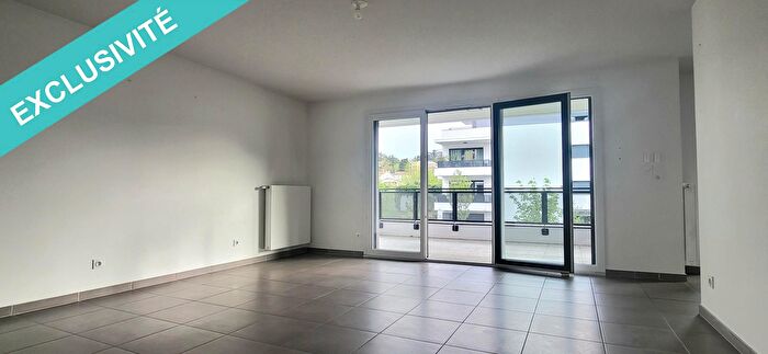 Maisons à vendre et appartements à louer - 1