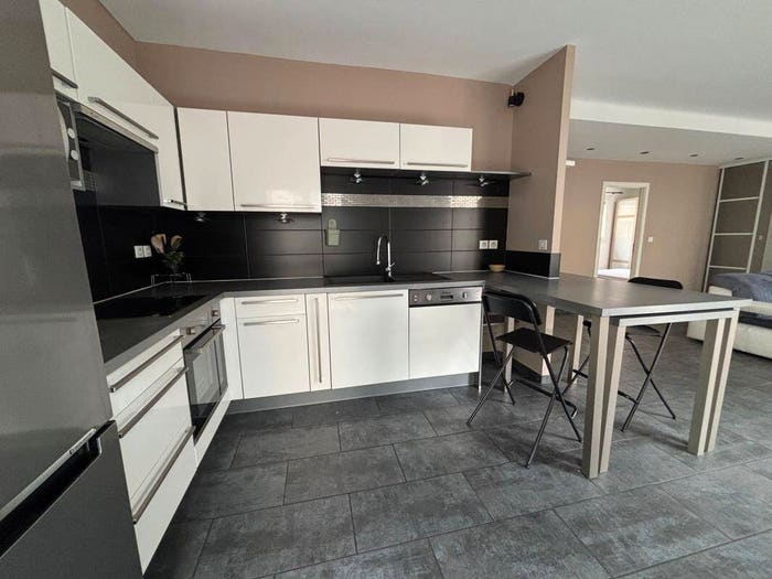Centre, Annemasse - Appartement 3 pièces à louer