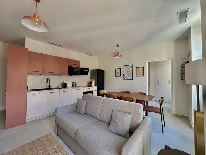 Appartement 3 pièces à Nice, Le Port, à vendre