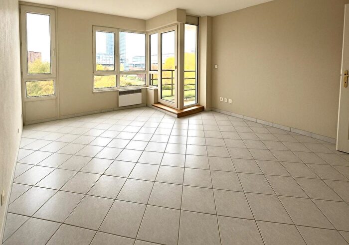 Appartement à vendre - Lille, Centre-ville, Euralille - 3 pièces - 2 chambres