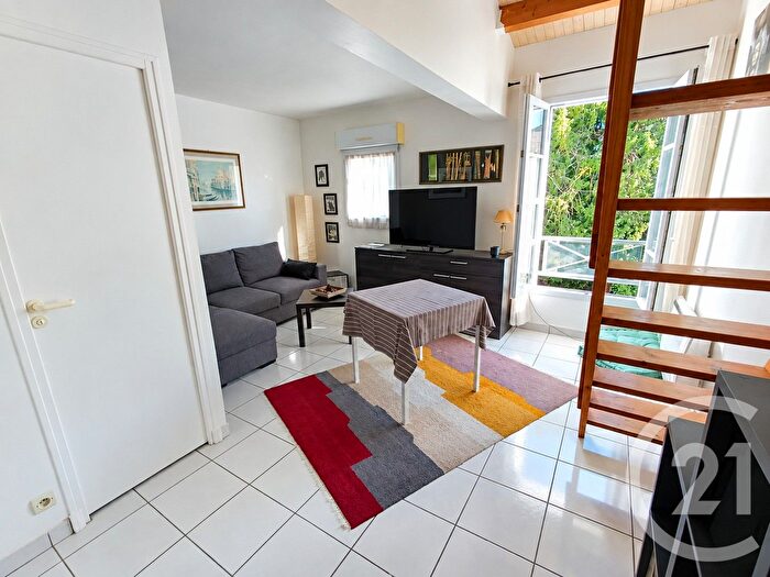 Appartement 1 pièce à vendre à La Rochelle, Centre-ville, Vieux-port, Marché