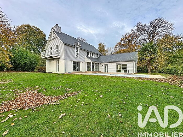 Maison à vendre - Plouër-sur-Rance - 6 pièces - 5 chambres