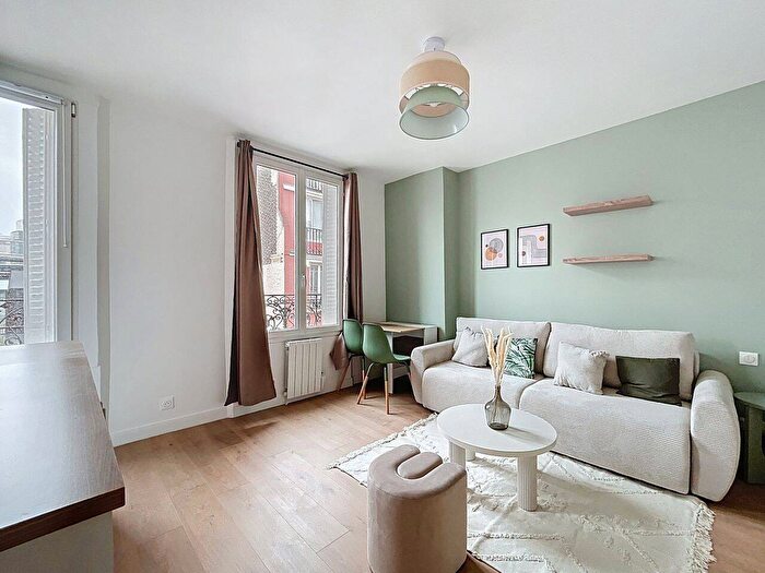 Appartement à louer - Hôtel de Ville, Courbevoie - 1 pièce