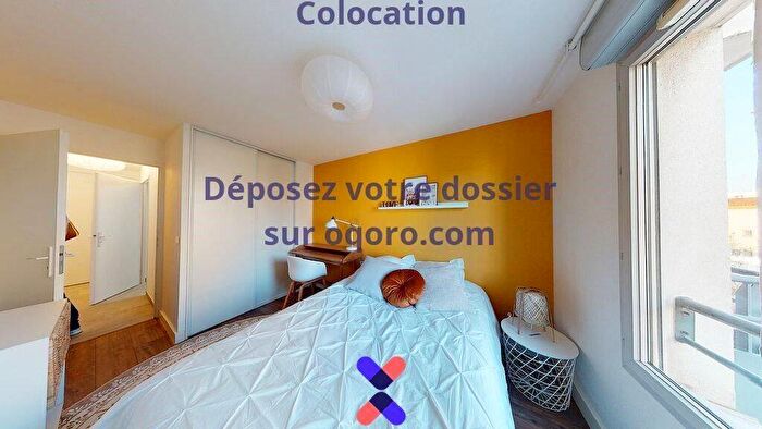 Appartement à louer - Croix Luizet, Villeurbanne - 6 pièces - 5 chambres