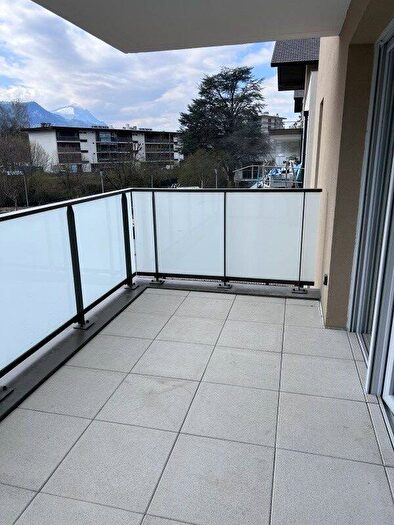 Appartement à louer - Les Villages, Cluses - 3 pièces