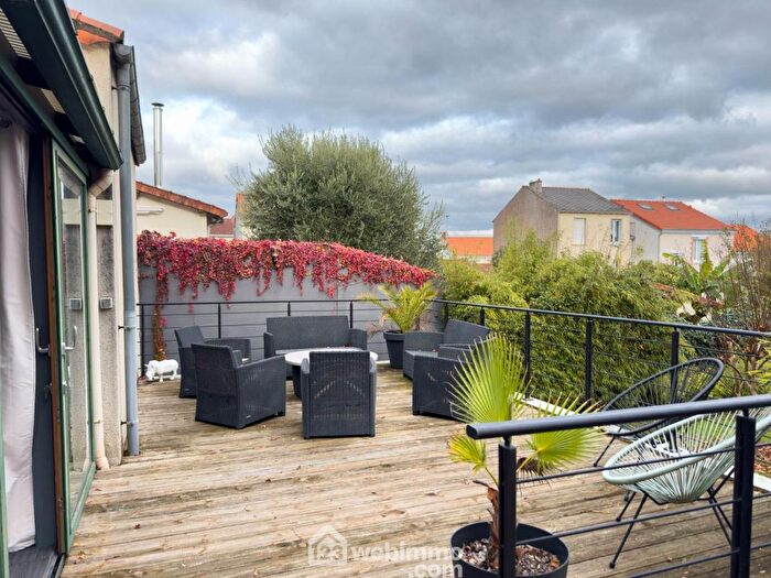 Maison à vendre - Cholet, Lorraine - 6 pièces - 4 chambres