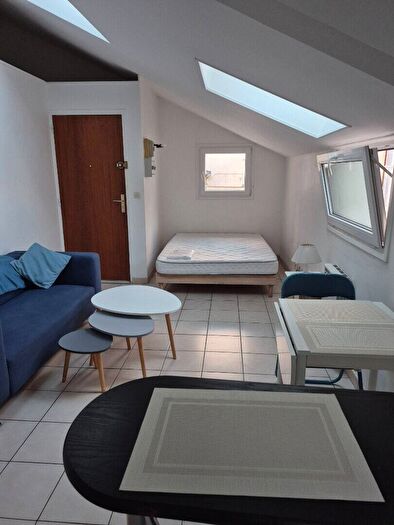 Appartement à louer - Centre Ville, Massy - 1 pièce