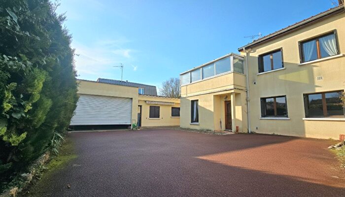 Maison à vendre - Ermont, Ermont, Eaubonne - 8 pièces - 4 chambres