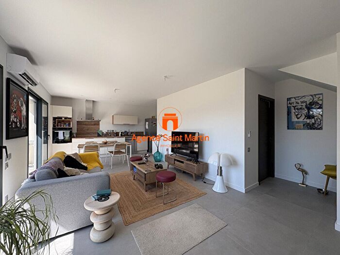 Maison 5 pièces à Les Blaches-Les Champs, Montélimar, à louer