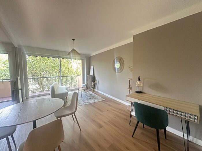 Appartement 2 pièces à louer - Rodez, Centre historique, Vieux-Rodez