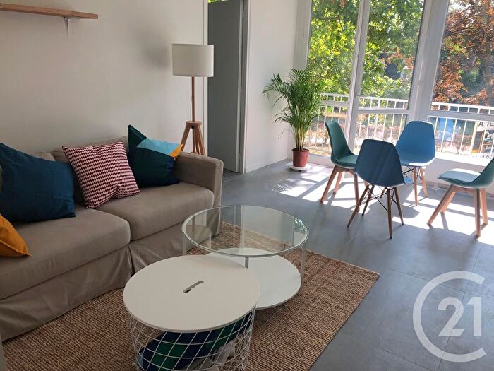 Cergy, Orée du Bois : Appartement 4 pièces à louer