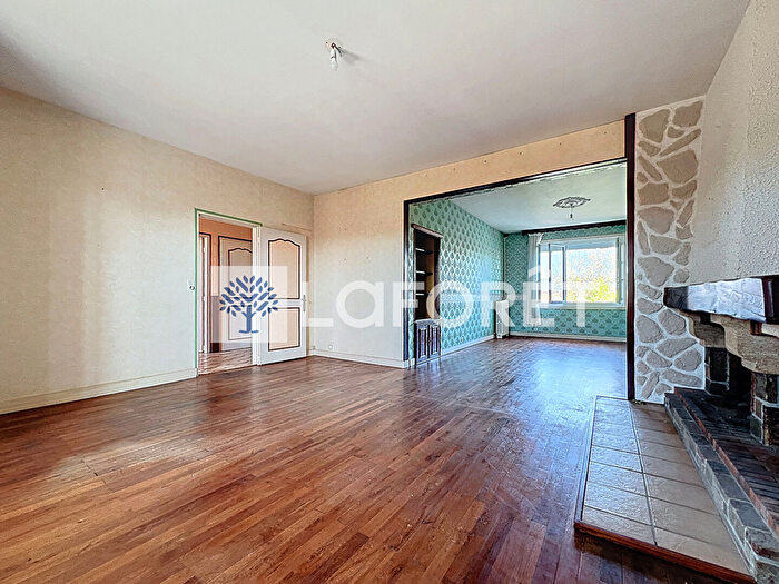 Maison à vendre - Châtillon-sur-Thouet - 3 pièces - 2 chambres