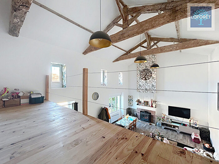 Maison à vendre - Montlieu-la-Garde - 4 pièces - 3 chambres