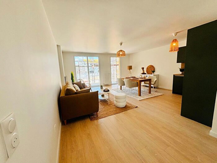 Appartement à vendre - Senlis, Centre-ville - 3 pièces - 2 chambres