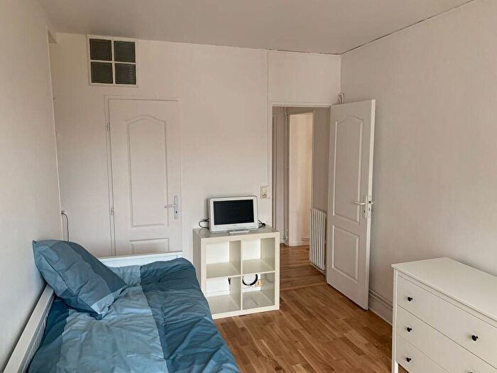 Appartement à louer - Saint-Germain-en-Laye - 1 pièce