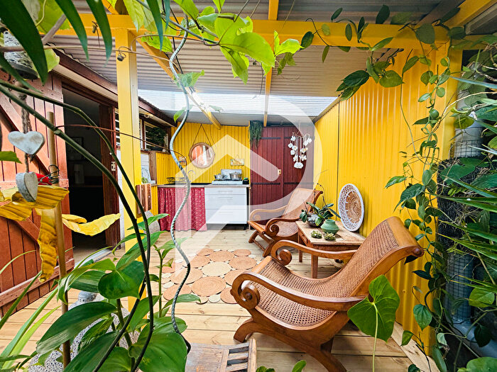 Maison 4 pièces à vendre - Saint-Pierre, Terre Sainte, Université