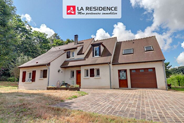 Maison à vendre - Montfort-lAmaury - 6 pièces - 4 chambres