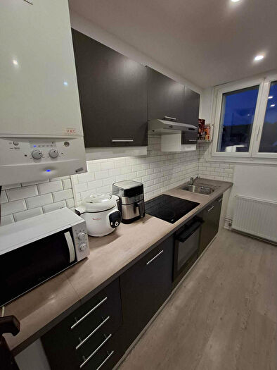 Appartement à vendre - Lamorlaye - 4 pièces - 2 chambres