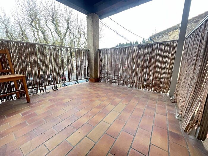 Appartement à louer - Le Centre, Courthézon - 4 pièces - 3 chambres