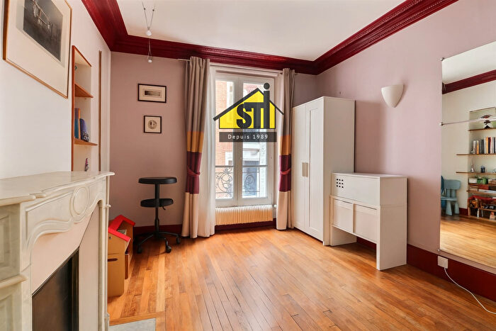 Appartement à vendre - Paris e , Didot, Porte de Vanves - 5 pièces - 3 chambres