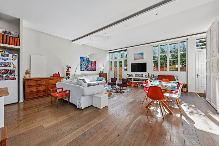 Courbevoie, Marceau République - Appartement 6 pièces à vendre