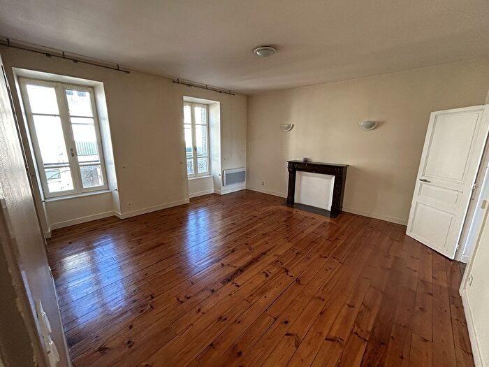 Appartement à vendre - Espalion - 4 pièces - 3 chambres