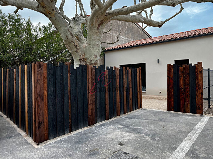 Mollégès - Maison 2 pièces à vendre