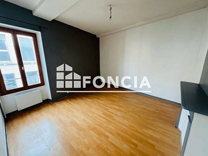 Appartement à louer - Saint Germain-Hôtel de Ville-Saint Pierre, Auxerre - 2 pièces - 2 chambres