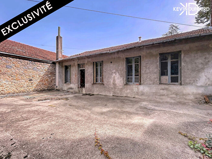 Maison à vendre - Vals-les-Bains - 7 pièces - 4 chambres