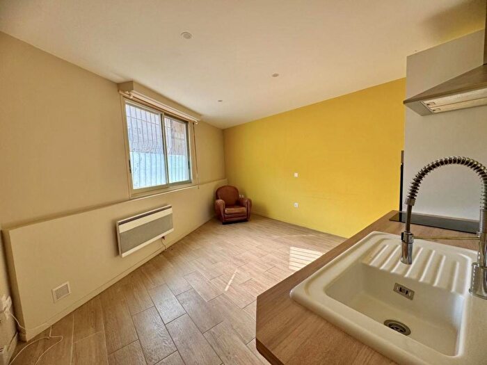 Appartement à vendre - Marseille e , Saint-Lambert - 2 pièces - 1 chambre