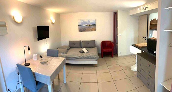 Centre-Stade, Chambéry - Appartement 1 pièce à louer