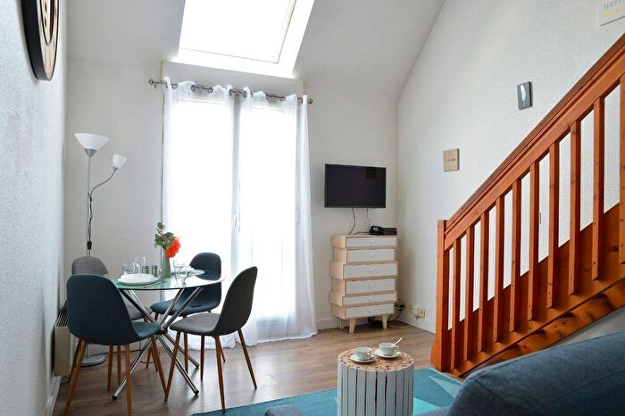 Appartement à louer - Clermont-Ferrand - 2 pièces - 1 chambre