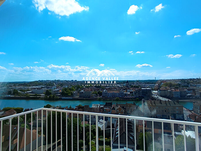 Appartement à vendre - Corbeil-Essonnes - 5 pièces - 3 chambres