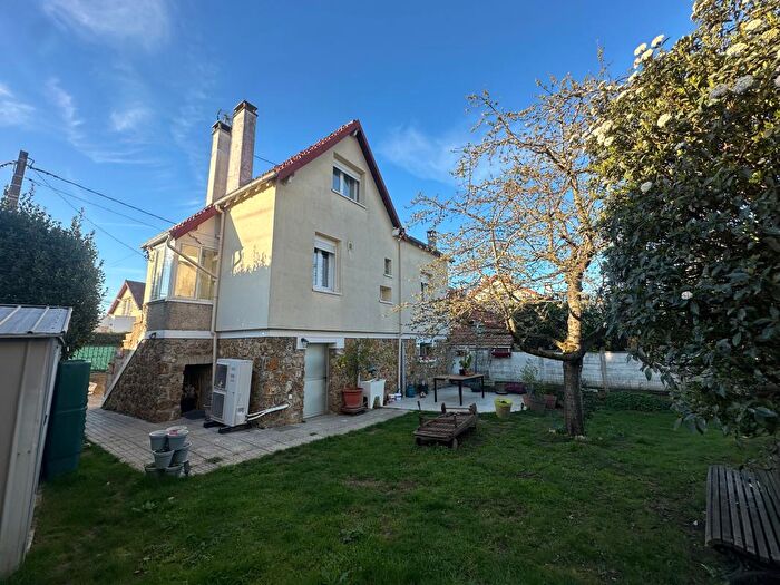 Maison à vendre - Ris-Orangis, Mairie, Hameaux - 5 pièces - 3 chambres