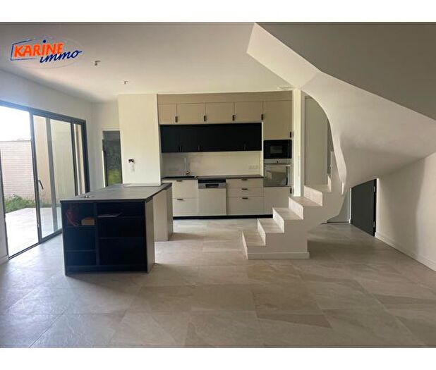 Maison 4 pièces à vendre à Sathonay-Village