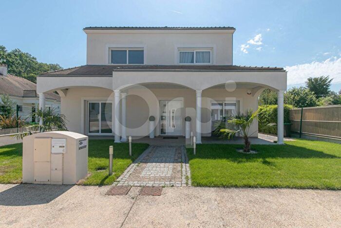 Le Plessis-Trévise, Centre-ville, Orly Parc : Maison 6 pièces à vendre