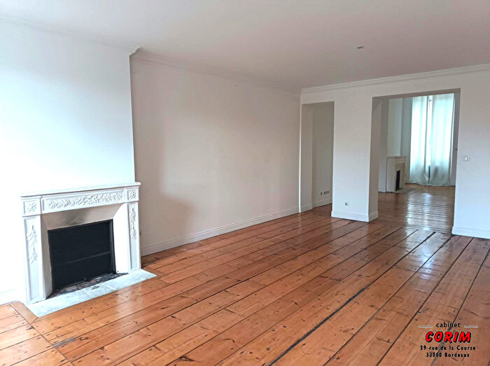 Appartement 6 pièces à louer à Bordeaux