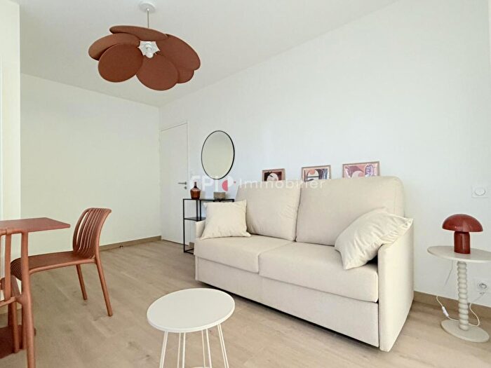 Appartement 1 pièce à Quartiers Sud-Est, La Poterie, à louer