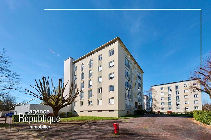 Appartement à louer - Centre Ville-Clos Saint Sauveur, Chevigny-Saint-Sauveur - 3 pièces - 2 chambres