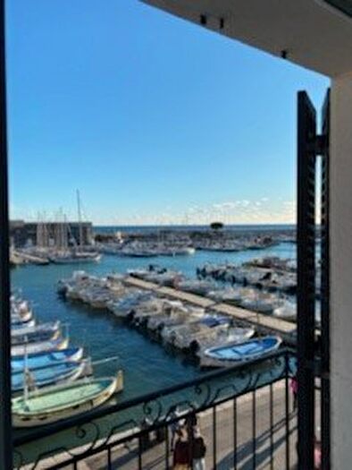 Appartement 2 pièces à louer à Cassis