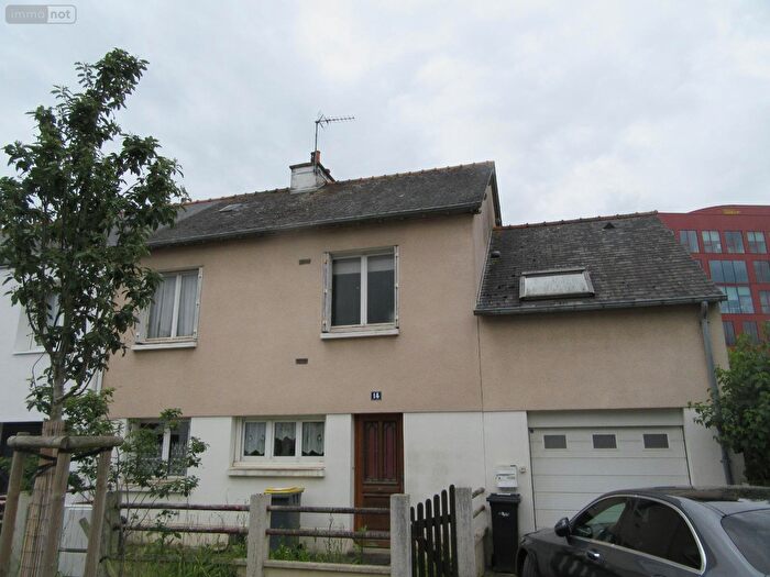 Maison 6 pièces à vendre à Saint-Jacques-de-la-Lande